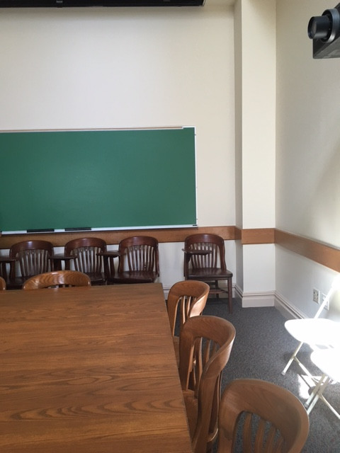 Broadway Classroom Information and Photos | University Registrar